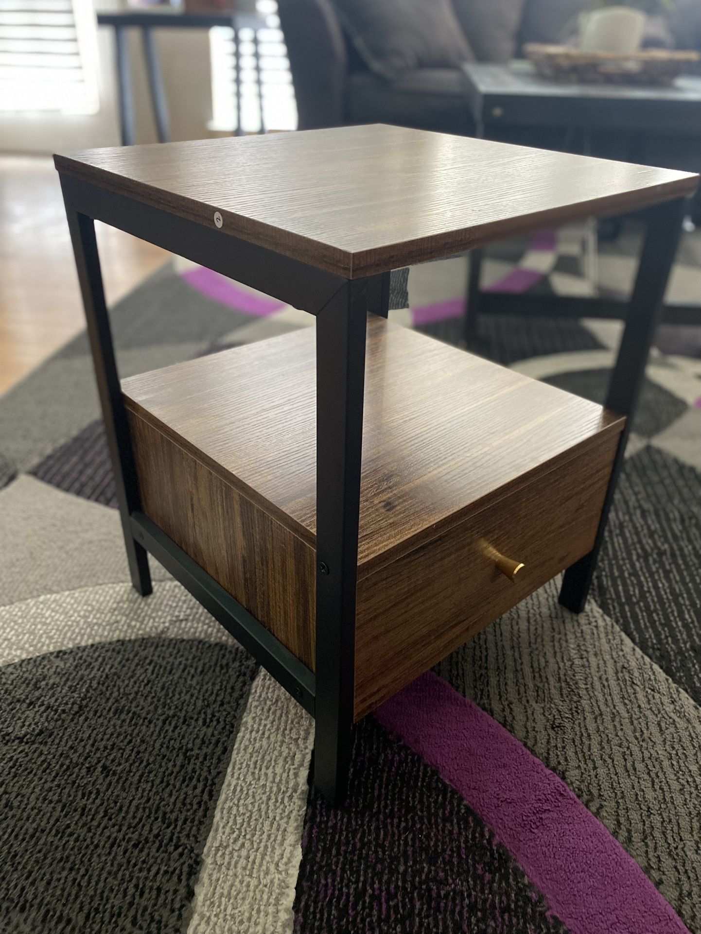End Table for Sale in Mesquite, TX - OfferUp