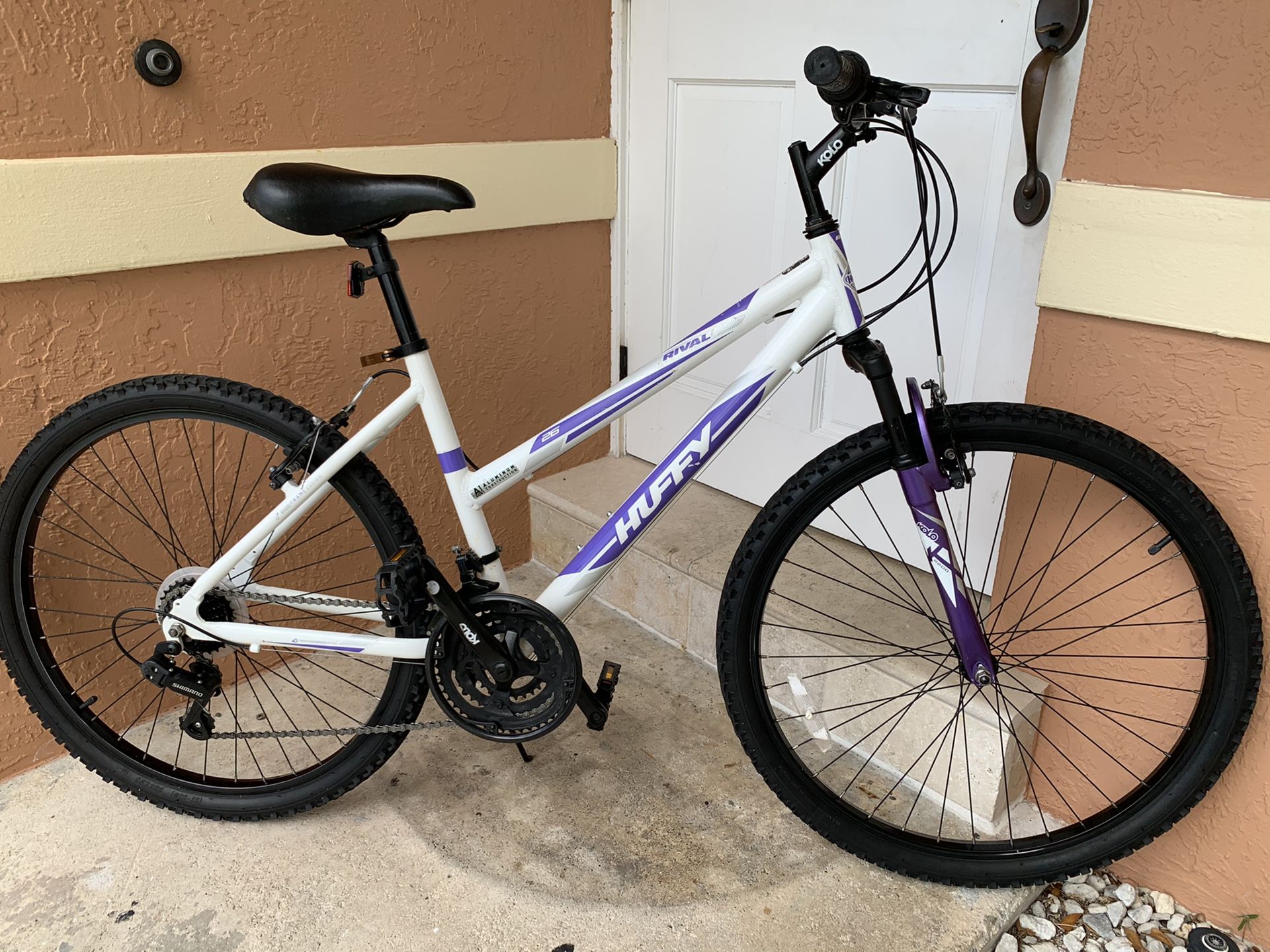 26 inch Huffy 21 Speed Mountain Bike for Sale in Miami, FL - OfferUp