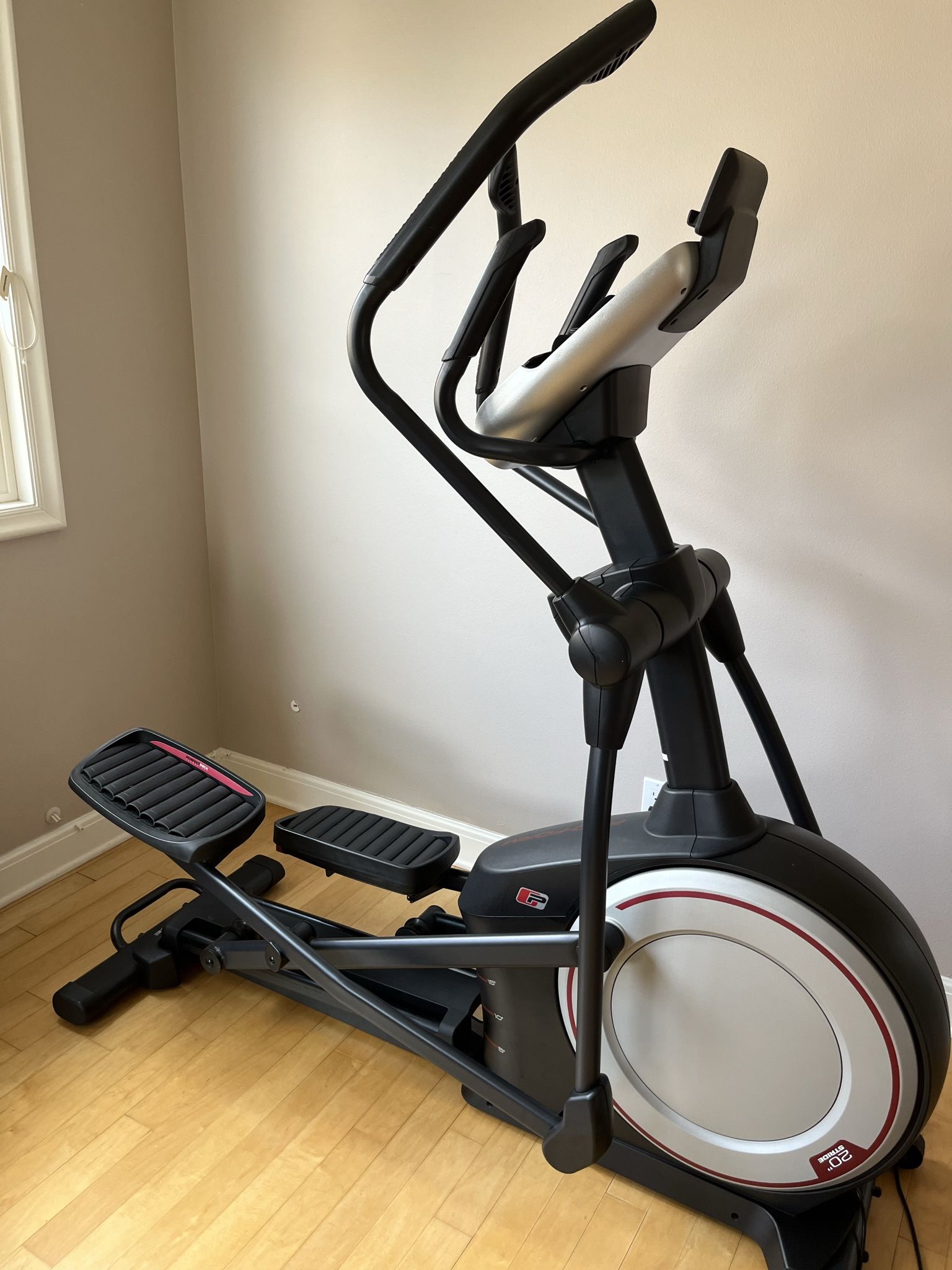 Rarely Used Elliptical Trainer for Sale in Newport Beach, CA - OfferUp