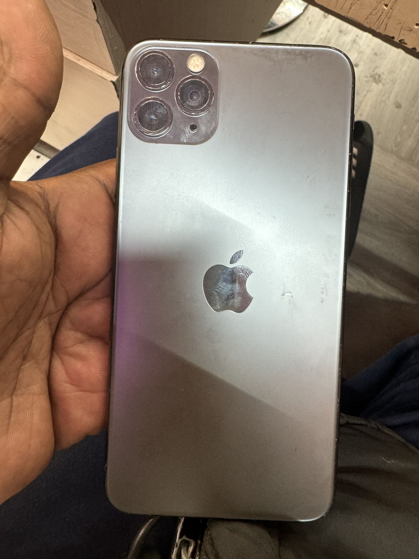 iPhone 11pro Max 256 Gb Unlock for Sale in Miami, FL - OfferUp