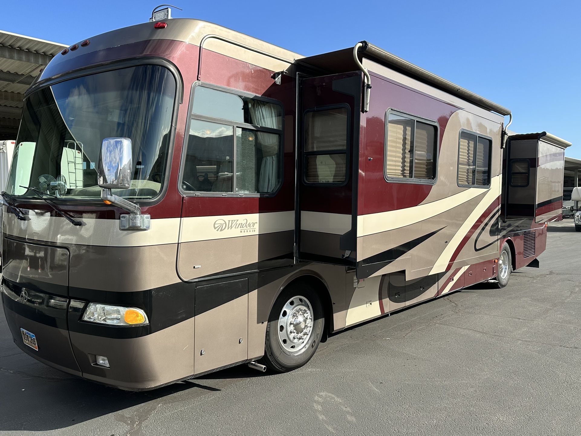 2003 Monaco Windsor Diesel pusher Motorhome for Sale in Corona, CA ...