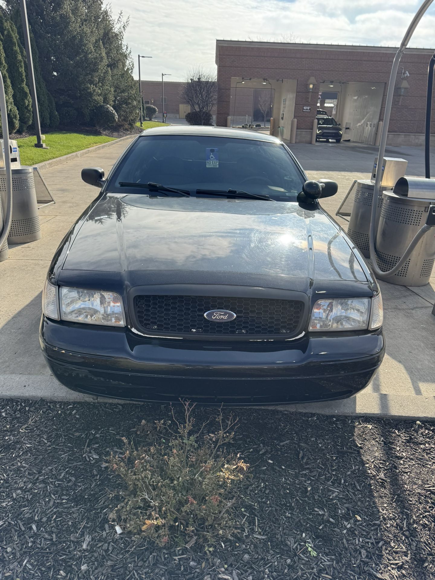 2008 Ford Crown Victoria for Sale in Indianapolis, IN - OfferUp
