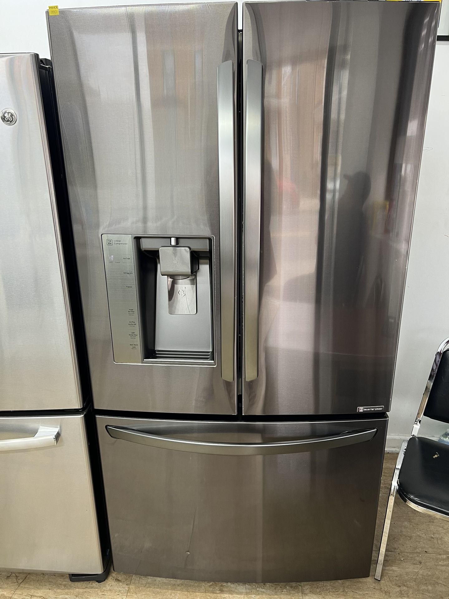 LG Refrigerator 36” for Sale in Philadelphia, PA - OfferUp