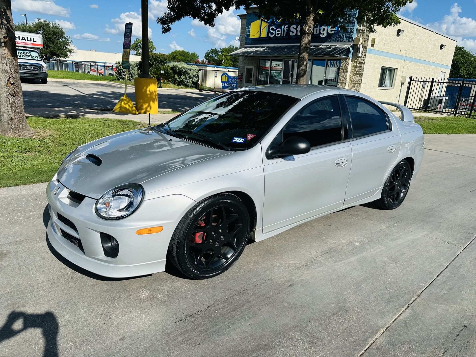 2004 Dodge Neon for Sale in San Antonio, TX - OfferUp