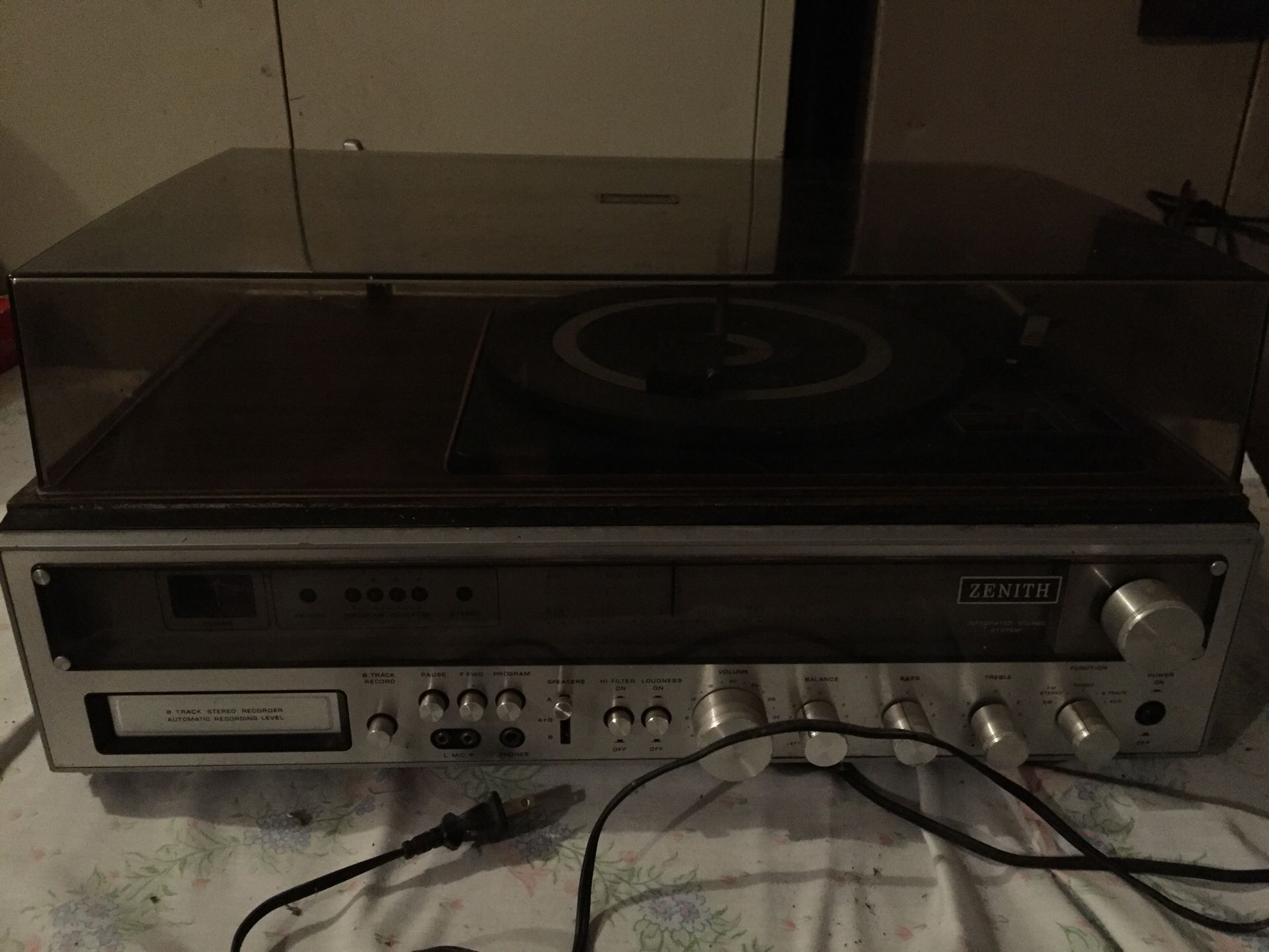 Zenith record player 8 track combo for Sale in Lorain, OH - OfferUp