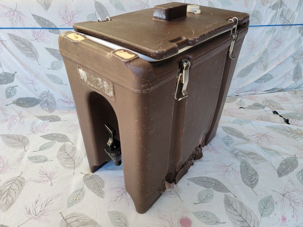 Cambro 2.5 gallon hot water coffee tea soup liquid dispenser for Sale ...