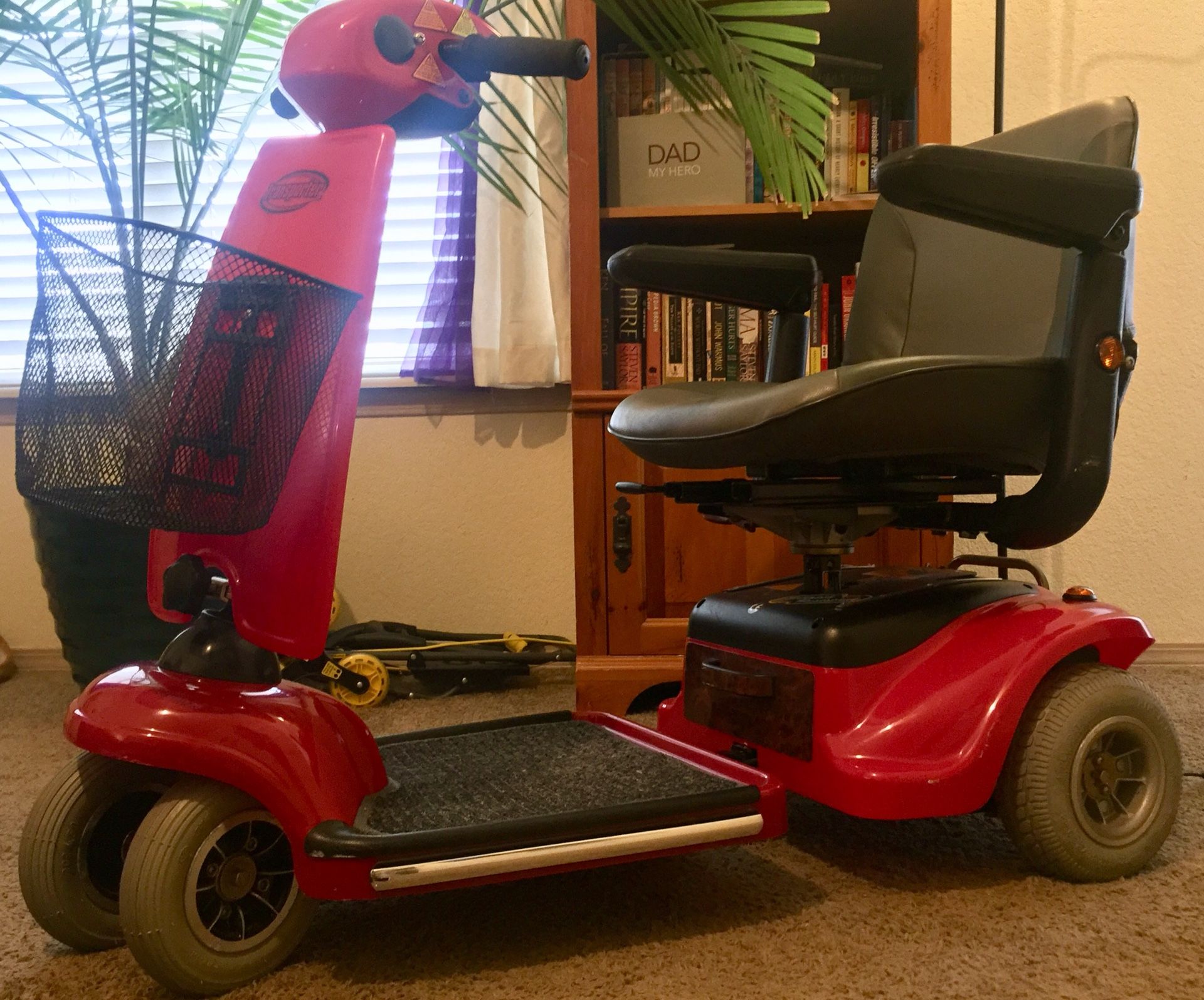 Hoveround Transporter LX Mobility Scooter & Harmar Hoverlift 500, Trunk ...