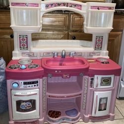 Step 2 Kitchen Pink