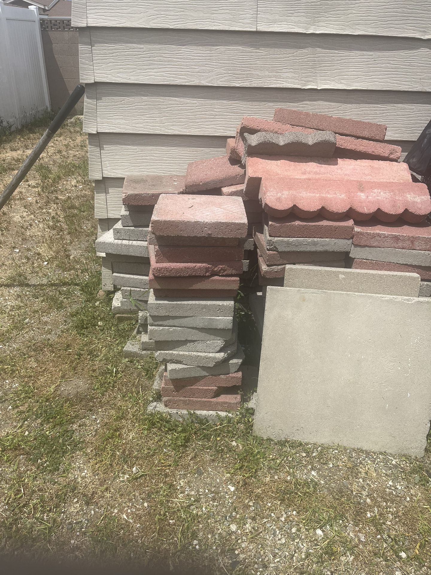 Free Bricks for Sale in Anaheim, CA - OfferUp