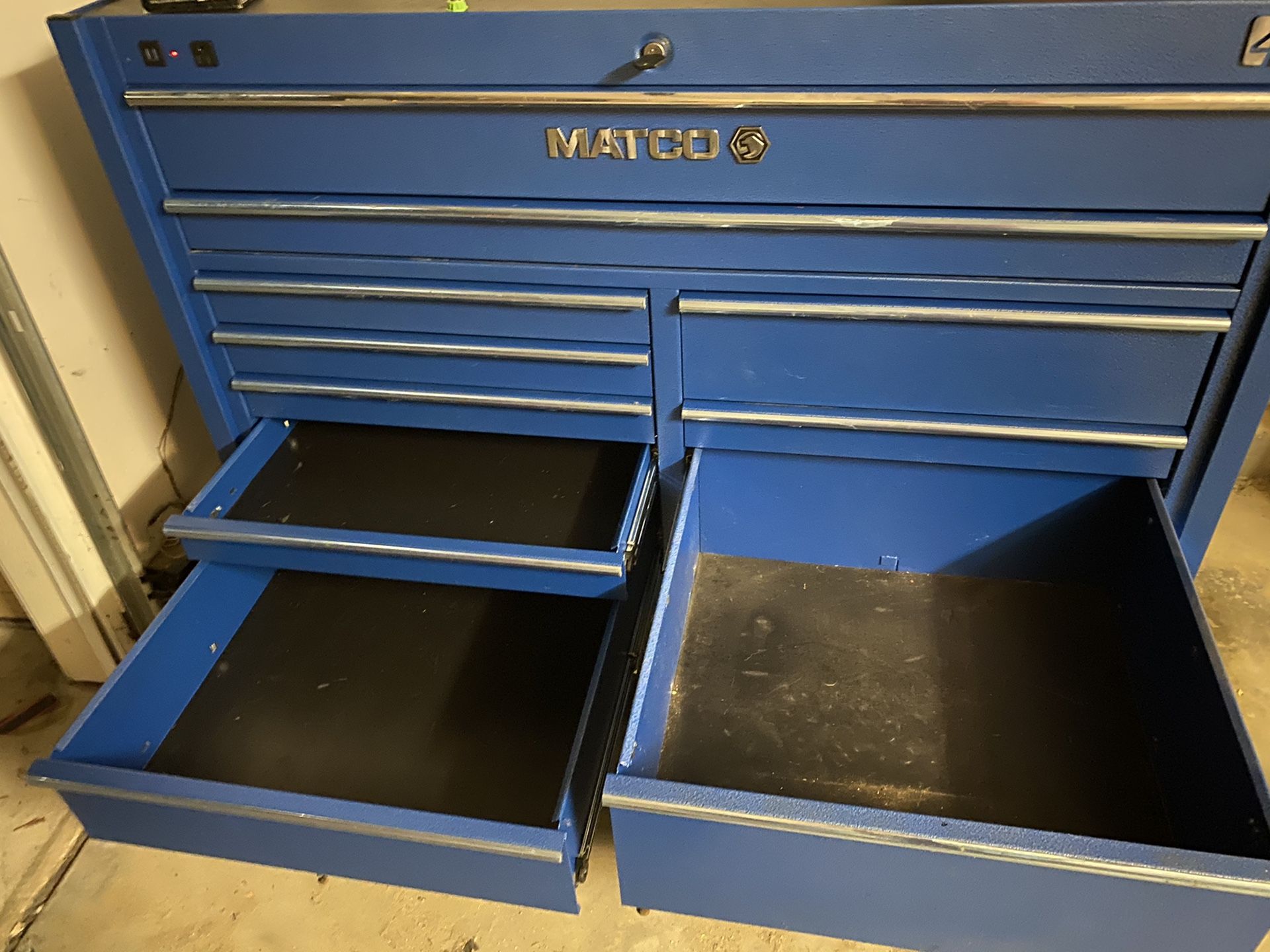 Matco 4S rolling tool box for Sale in Seattle, WA - OfferUp