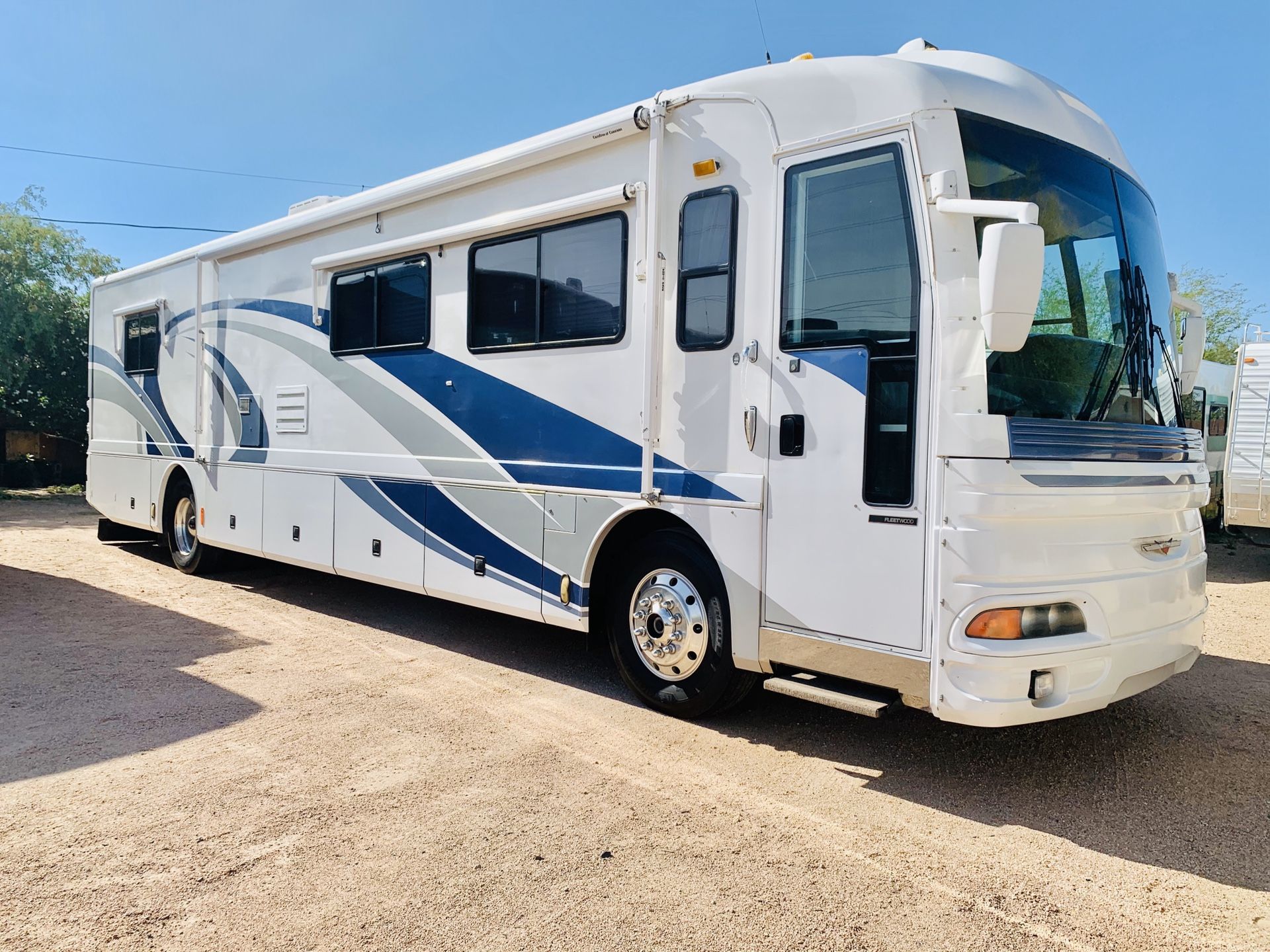 01 AMERICAN TRADITION DIESEL PUSHER 40FT WITH 2 SLIDES MUST SEE for ...