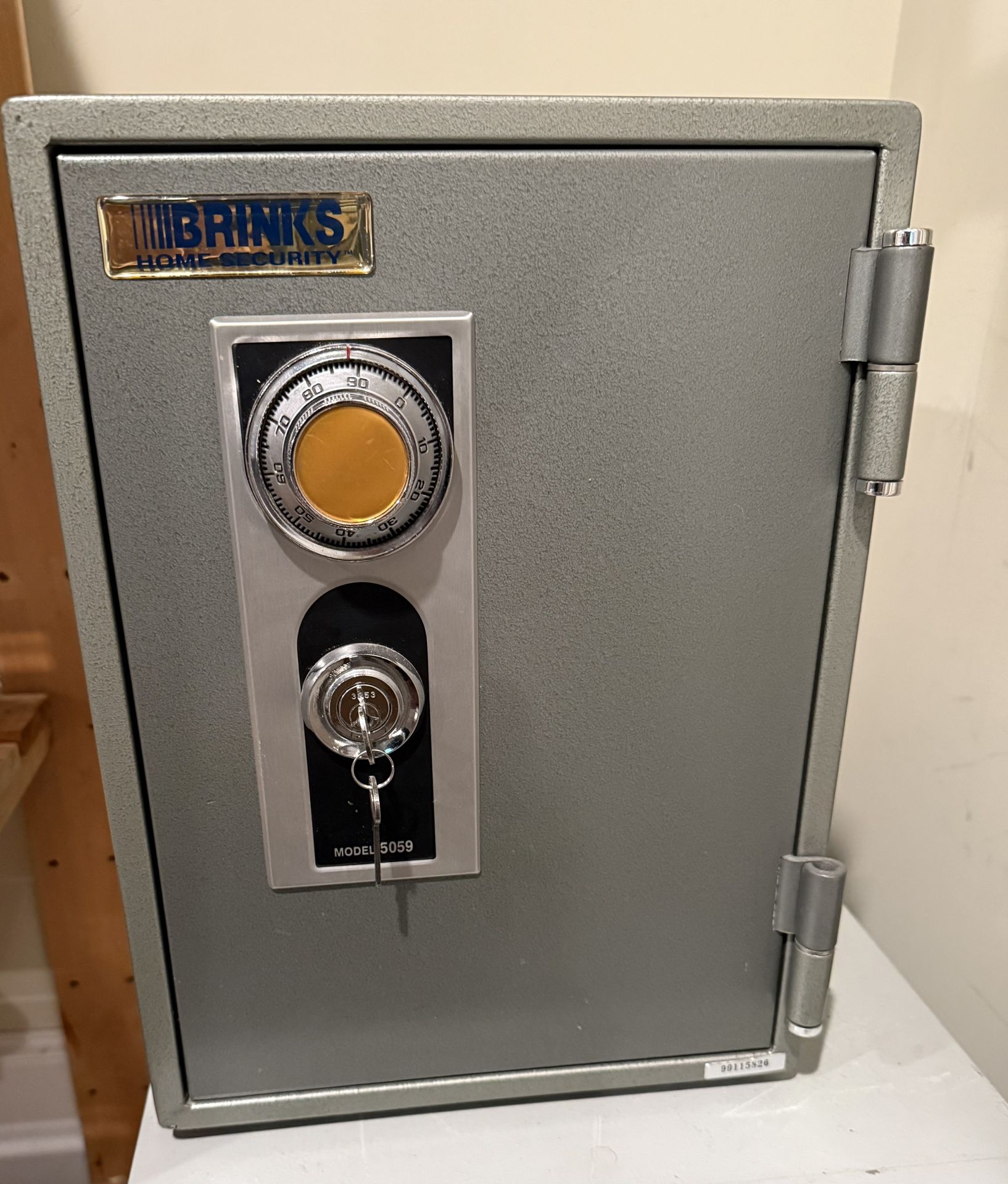 Brinks 5059 Safe for Sale in Seattle, WA - OfferUp