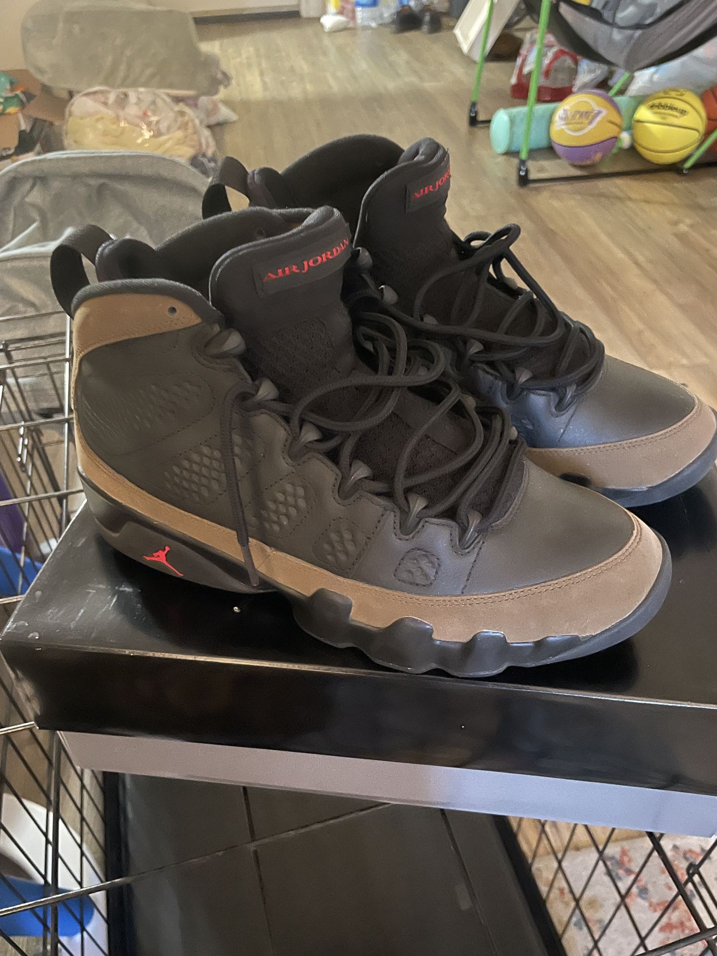 Jordan olive 9 for Sale in Los Angeles, CA - OfferUp