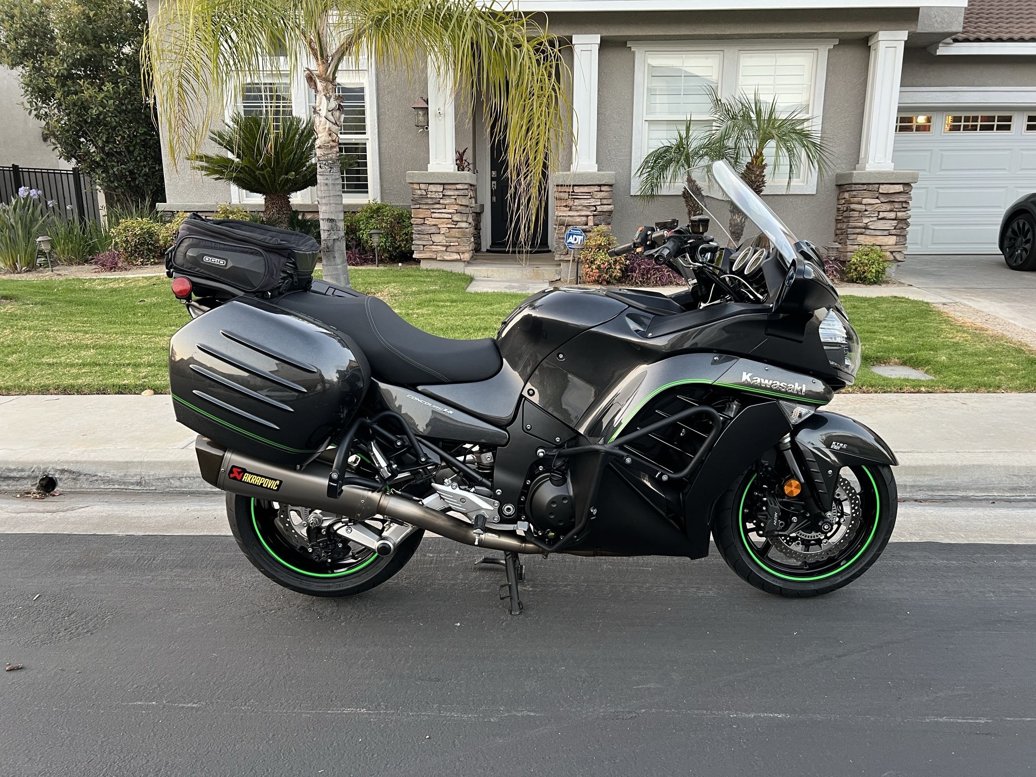 2018 Kawasaki Concours 14 ABS for Sale in Corona, CA - OfferUp