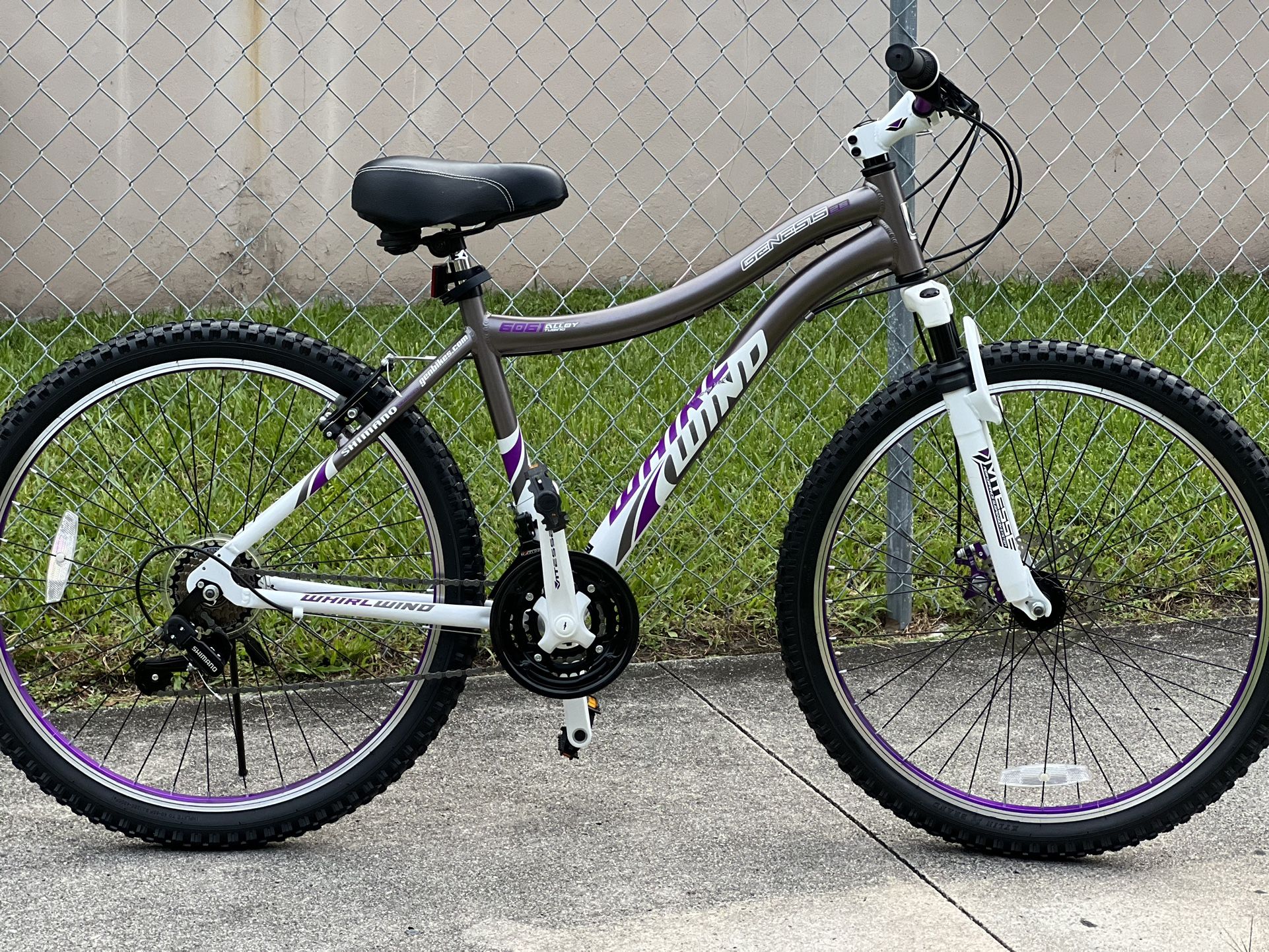 Genesis mountain Bike, 26 INCH for Sale in Miami, FL - OfferUp
