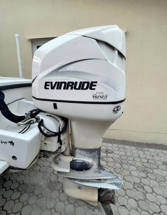 2001 evinrude 175hp ficht outboard for Sale in Homestead, FL - OfferUp