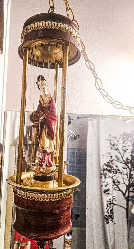 Vintage MCM Geisha Girl Oil Rain Lamp Works for Sale in Albuquerque, NM ...