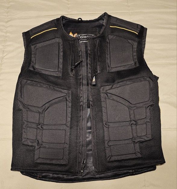 Xelement Advanced Motorcycle Vest XL for Sale in Miami, FL - OfferUp