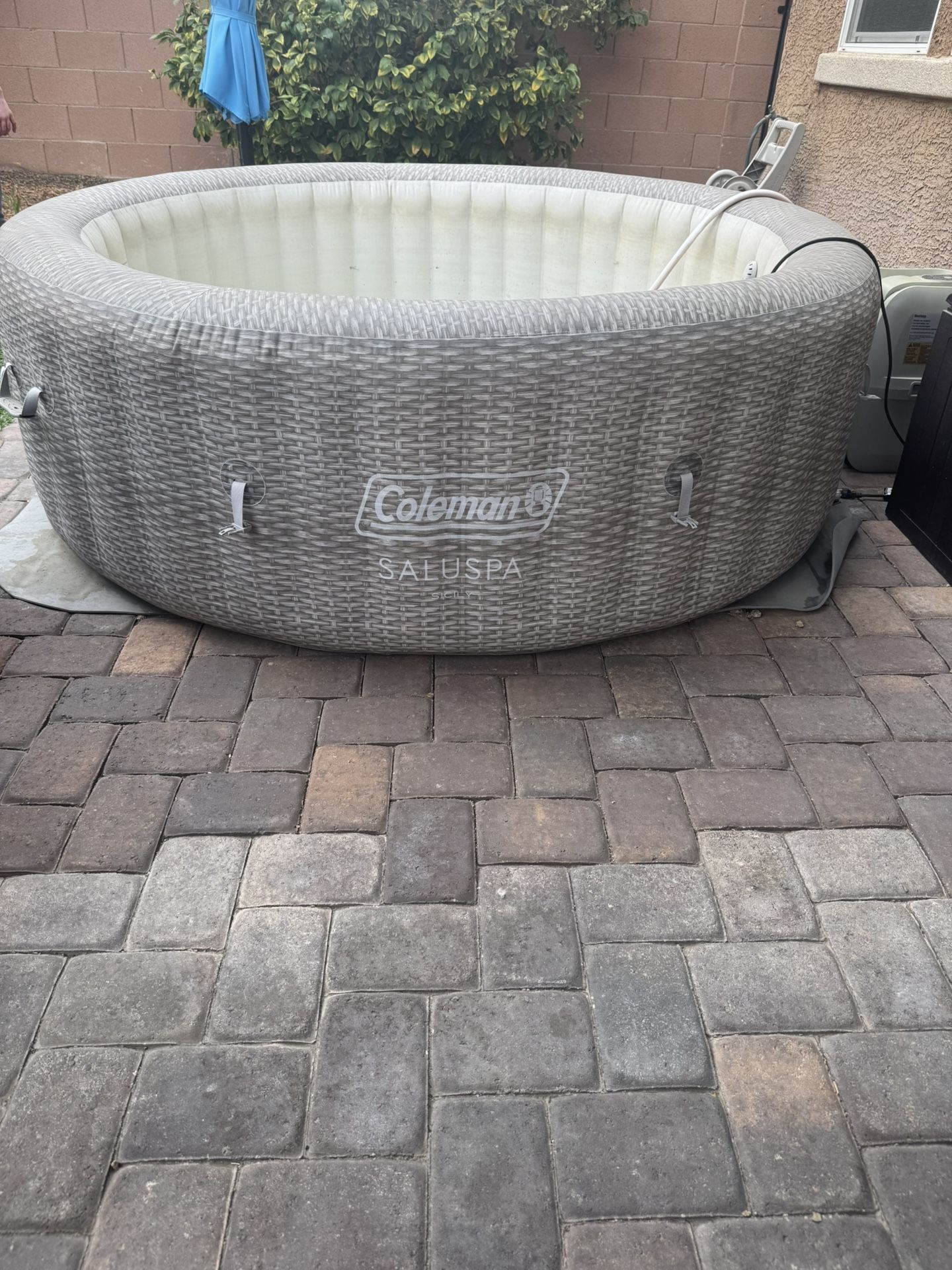 Coleman jacuzzi for Sale in Las Vegas, NV - OfferUp