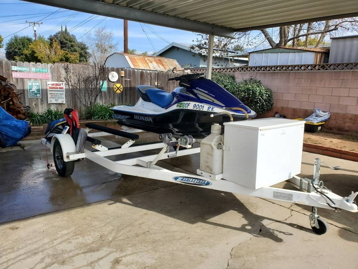 power 2005 Honda AquaTrax F-12X Turbo Jet Ski, 3 Seater, 4 Stroke, 1235cc for Sale in Oak Glen ...