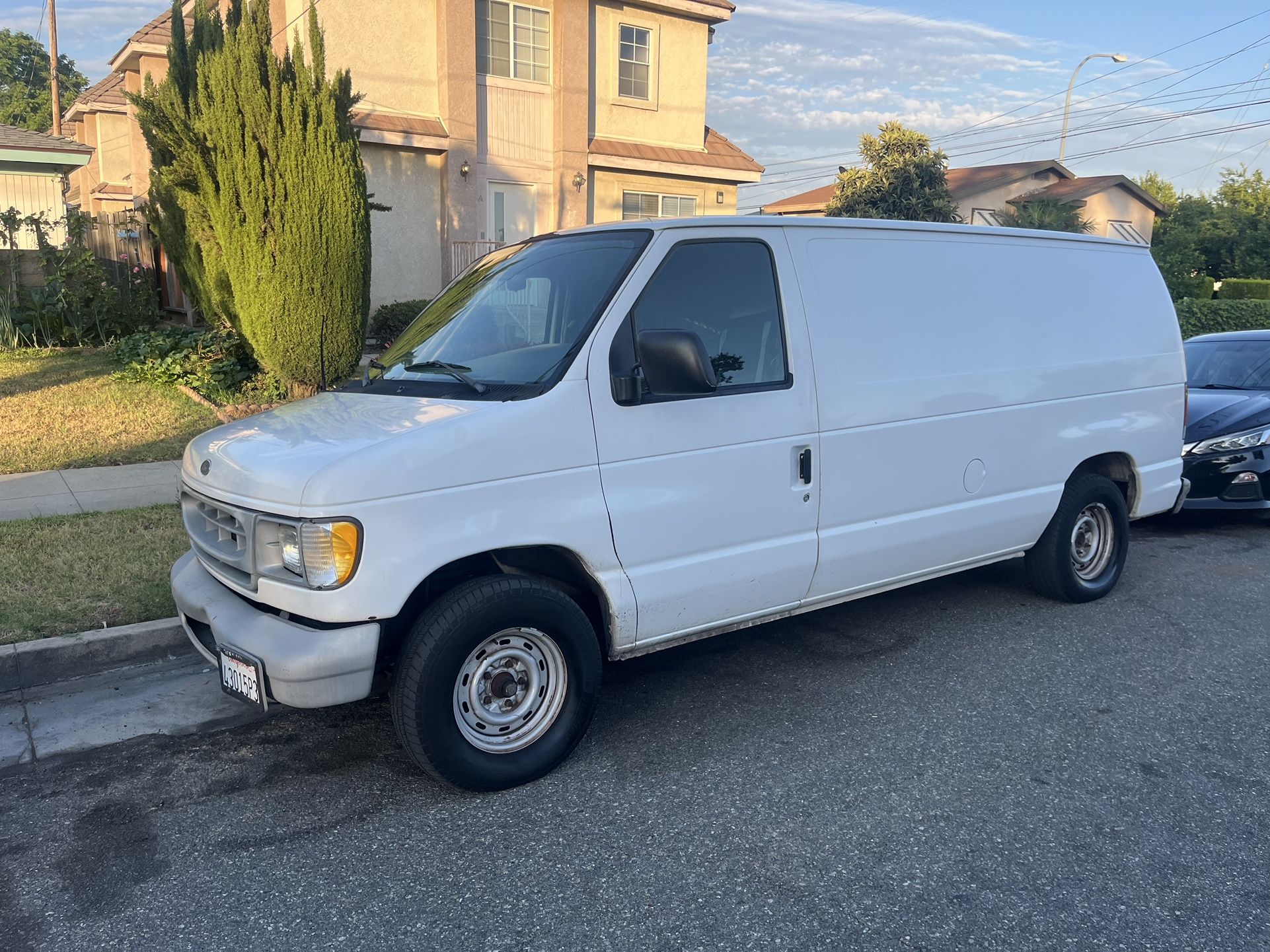 2000 Ford Econoline for Sale in South Pasadena, CA - OfferUp