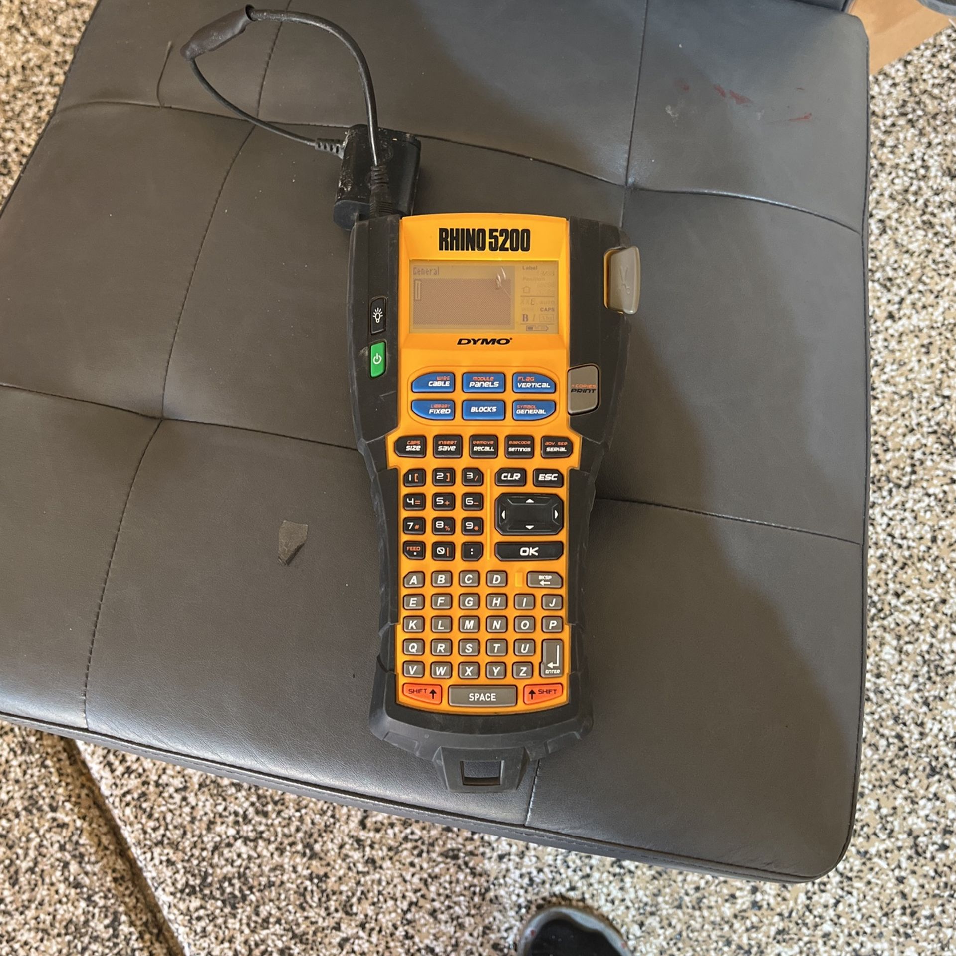 RHINO 5200 Label Maker for Sale in Las Vegas, NV - OfferUp