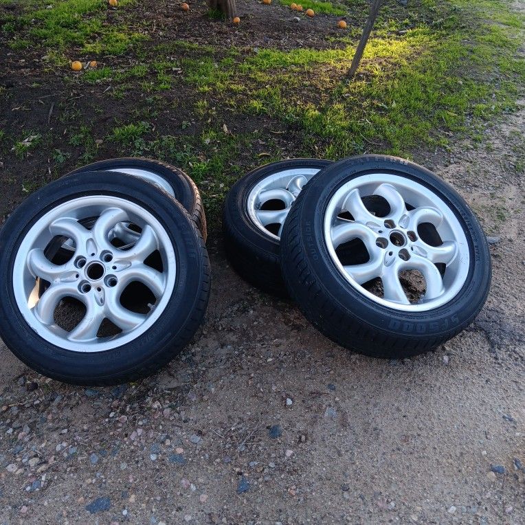 Tires And Rims Size / 195 /55 / R 16 for Sale in Escondido, CA - OfferUp