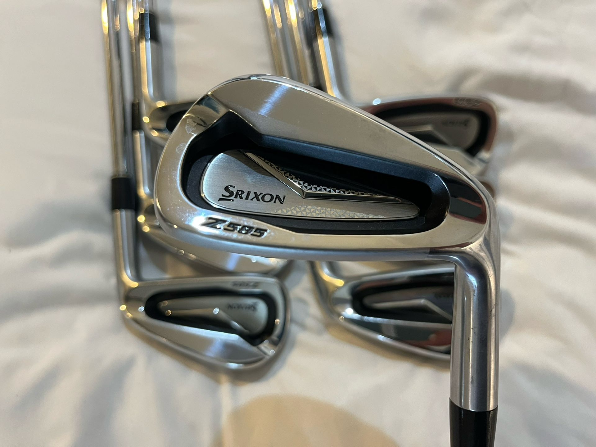 SRIXON Z585 (forged) Iron Set. 4-PW/NS Pro Tour 105 Stiff Flex/Mint ...