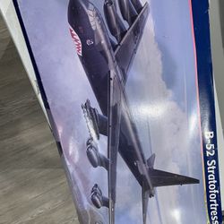 B 52 Model Kits