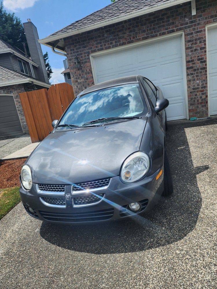 2004 Dodge Neon for Sale in Covington, WA - OfferUp