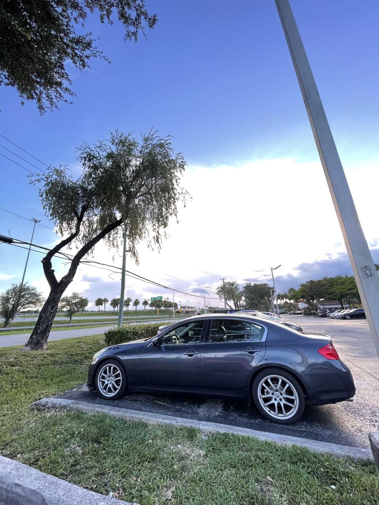 G35 Rays Wheels 19” 5x114.3 for Sale in Miami, FL - OfferUp