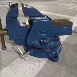 N° 100 ERON 4" VISE for Sale in Kirkland, WA - OfferUp