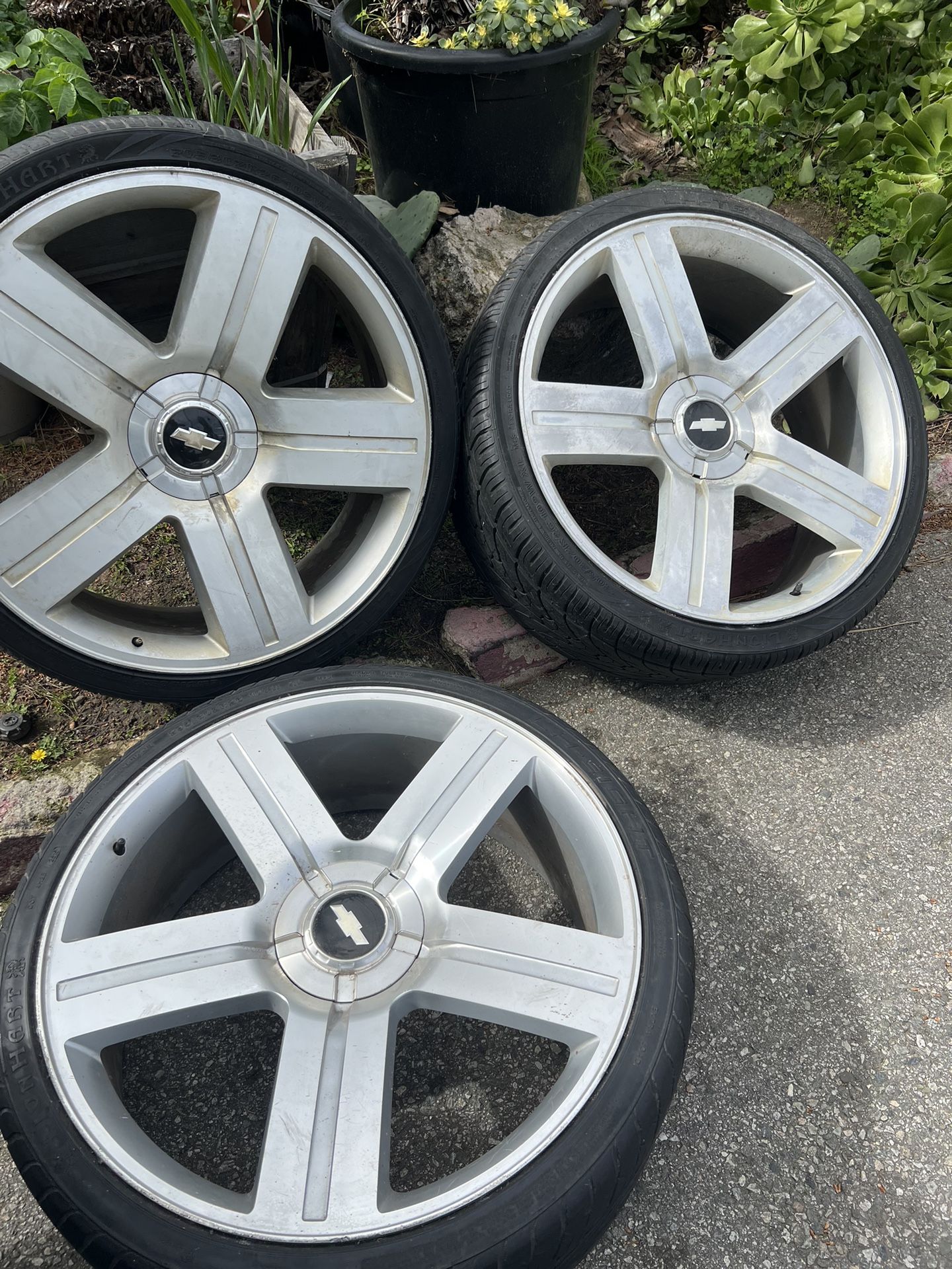 26 Inch Chevy Rims for Sale in Carson, CA - OfferUp