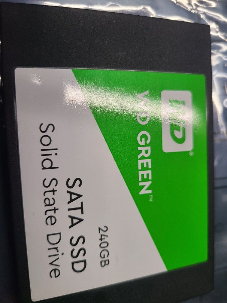 Ssd Drive With Windows 11 Pro Installed for Sale in San Diego, CA - OfferUp
