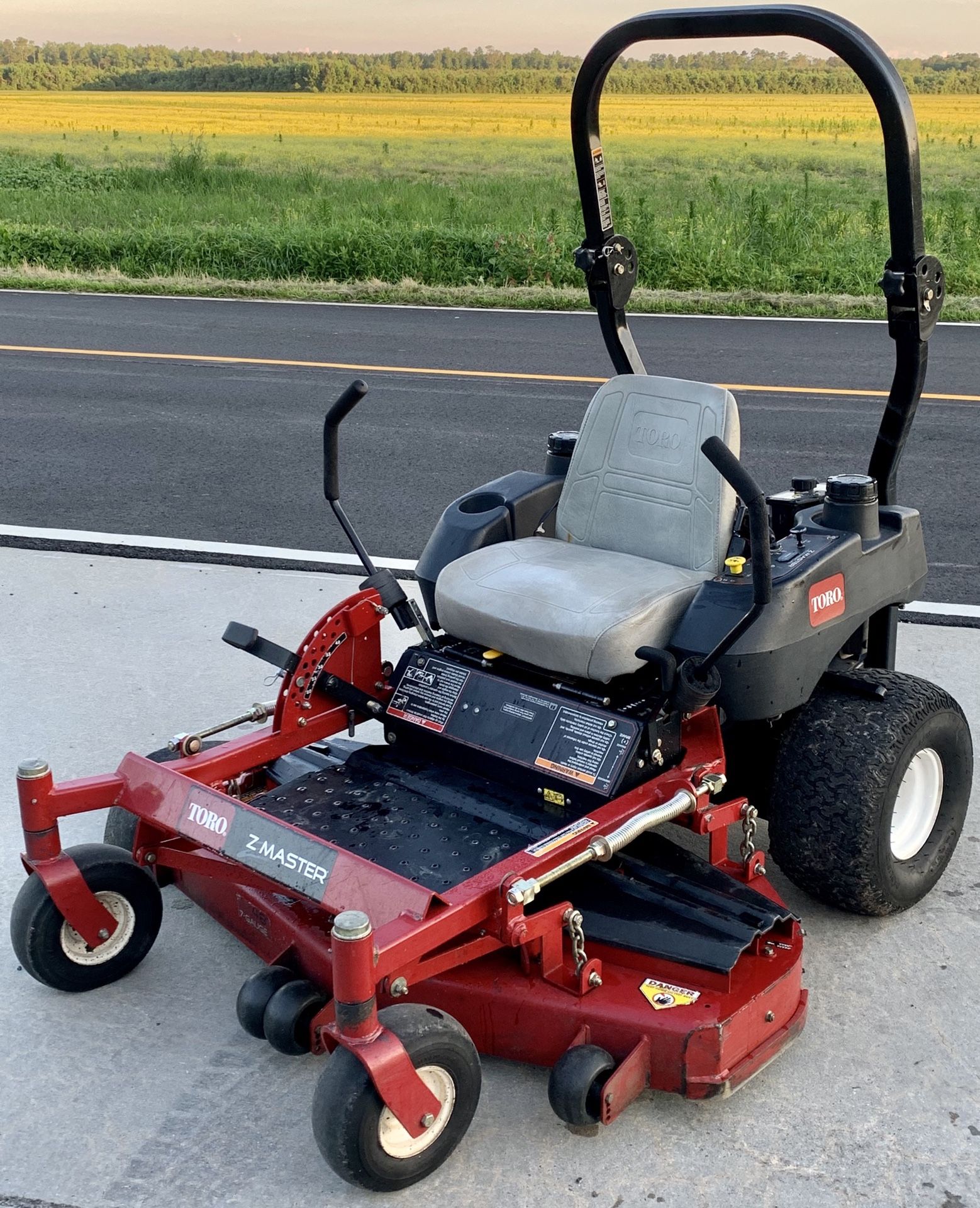 Zero turn riding mower: Toro Commercial Z400 Z Master, with 48in 7 ...