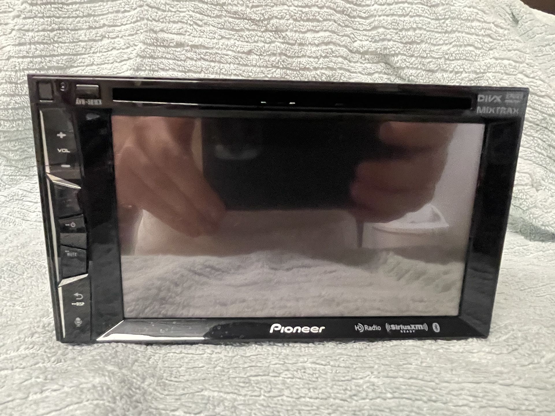 Pioneer Double Din In dash Radio for Sale in Irwindale, CA - OfferUp