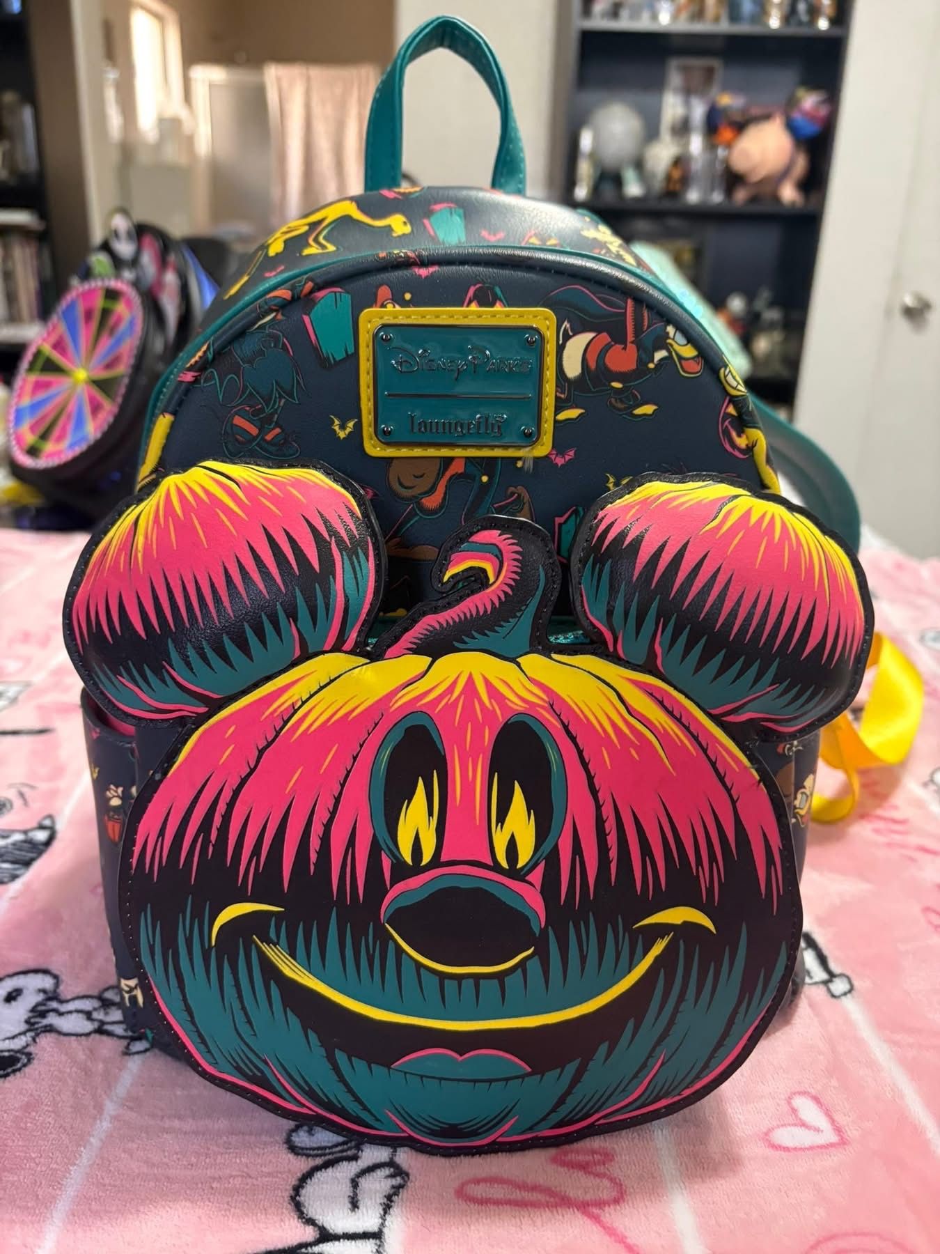 Mickey Halloween Loungefly $30 for Sale in North Las Vegas, NV - OfferUp