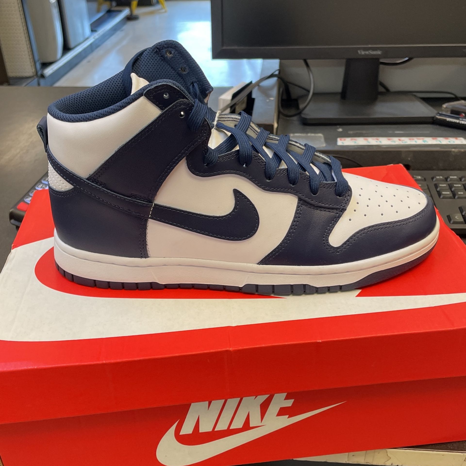 Nike Dunks for Sale in Houston, TX - OfferUp