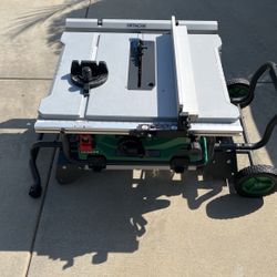 Hitachi 10-in 15-Amp Table Saw At