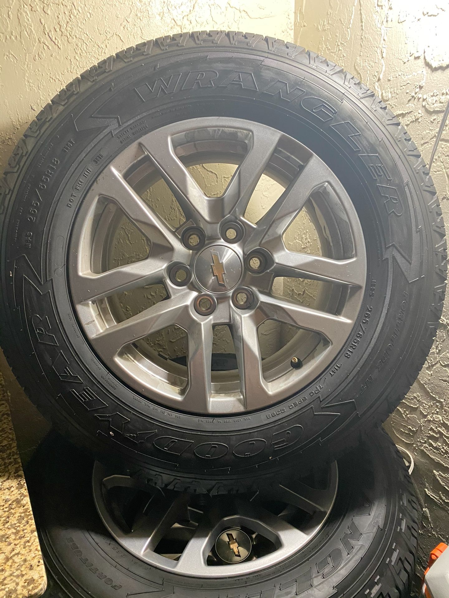2020 Silverado 1500 (Rims and tires) for Sale in Deerfield Beach, FL ...