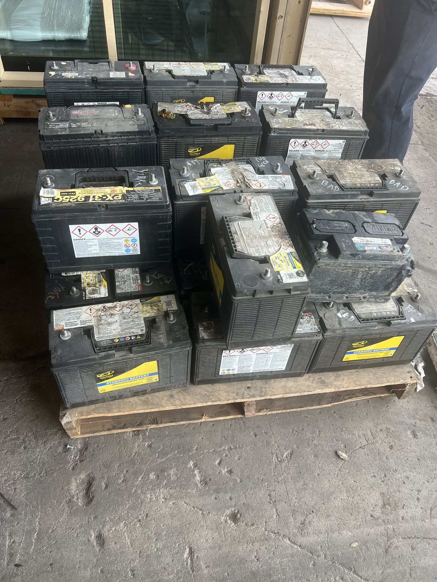 Bad Used Truck Battery For Sale As Core 8 Each For Sale In Fontana Ca Offerup