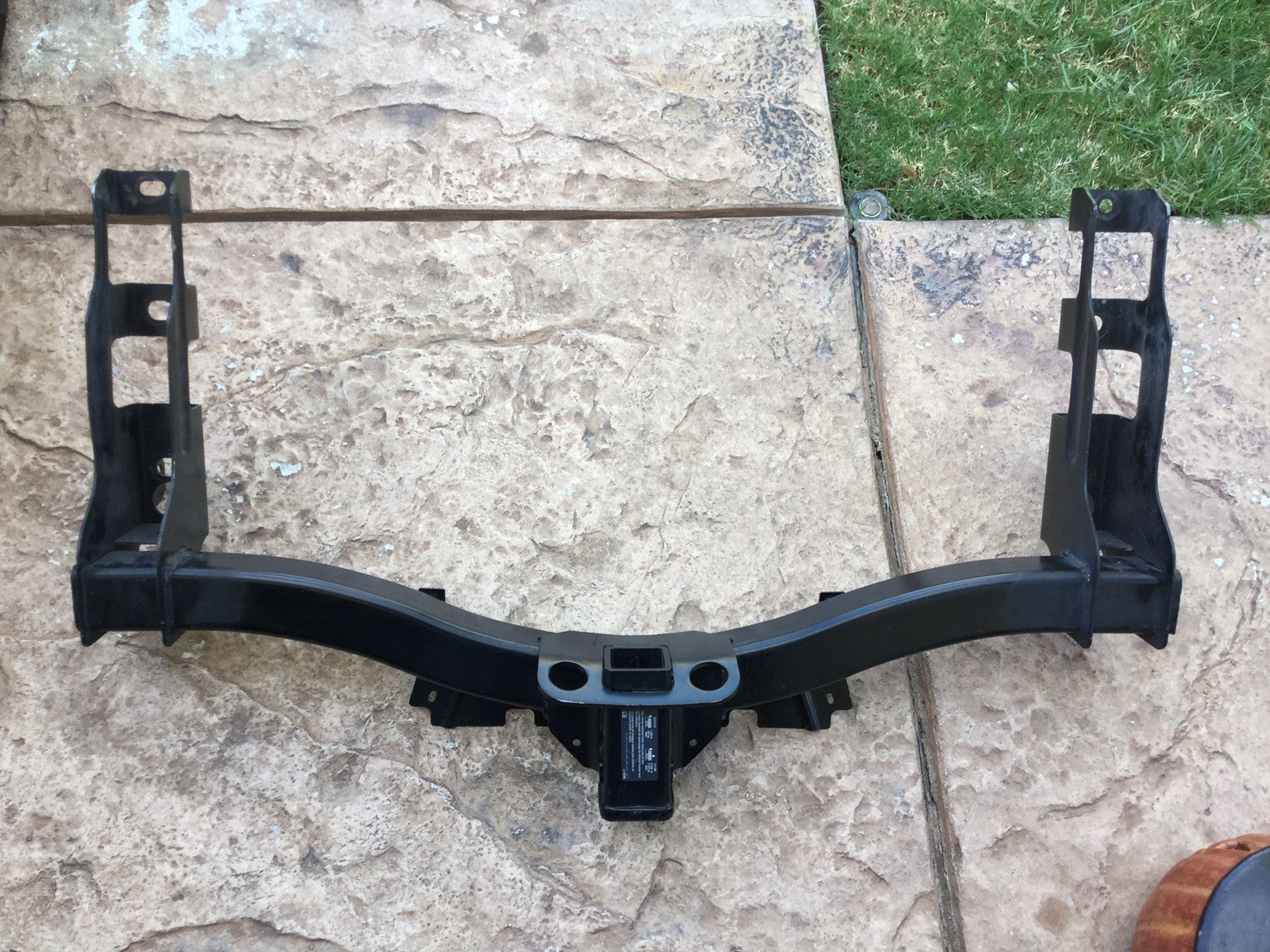 GM Trailer Hitch OEM for 2014-2018 Chevy Silverado / GMC Sierra 1500 ...