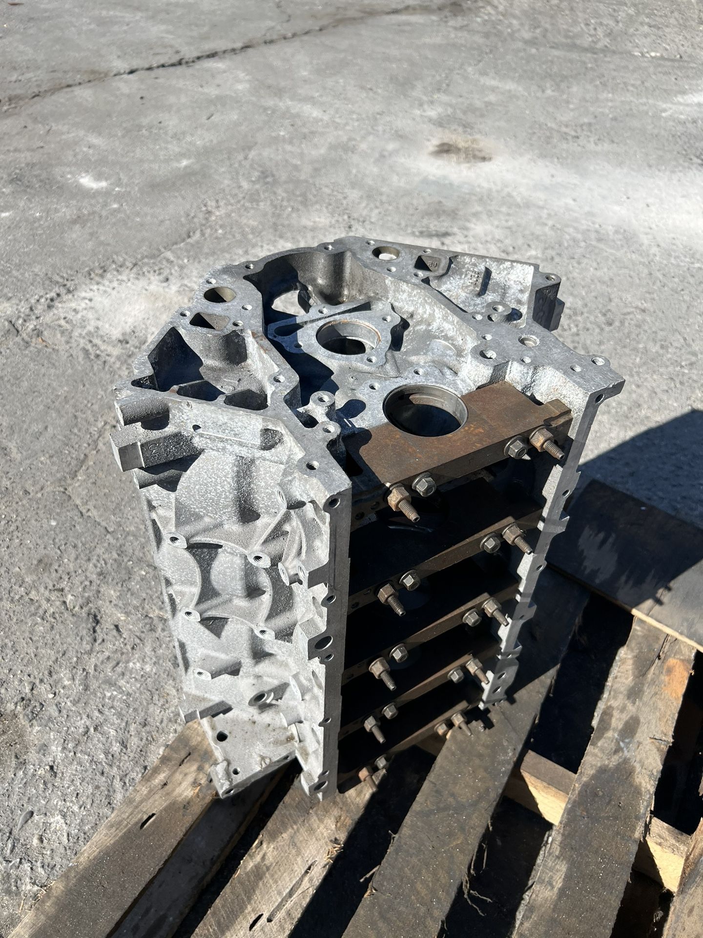 6.0 Ls2 Aluminum Block Ls Core for Sale in Montebello, CA - OfferUp