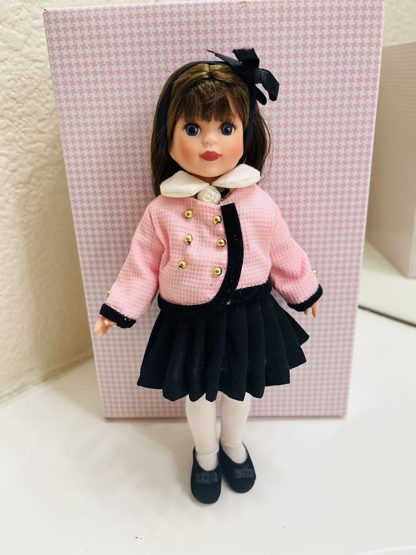 8” Tonner Kripplebush Kids Parisian Holiday Doll for Sale in Oakley, CA ...