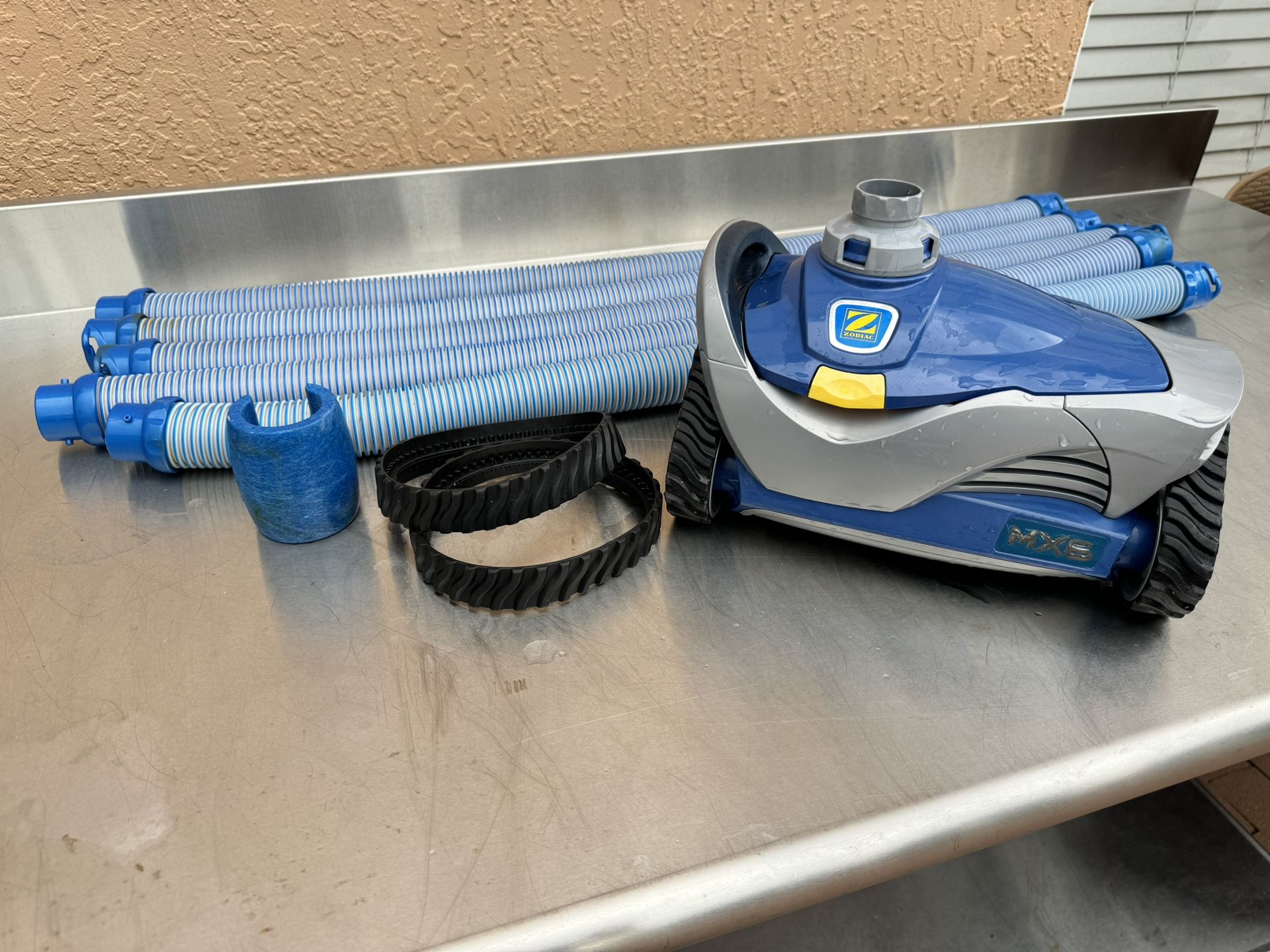 ZODIAC MX6 Pool cleaner vacuum for Sale in Orlando, FL - OfferUp