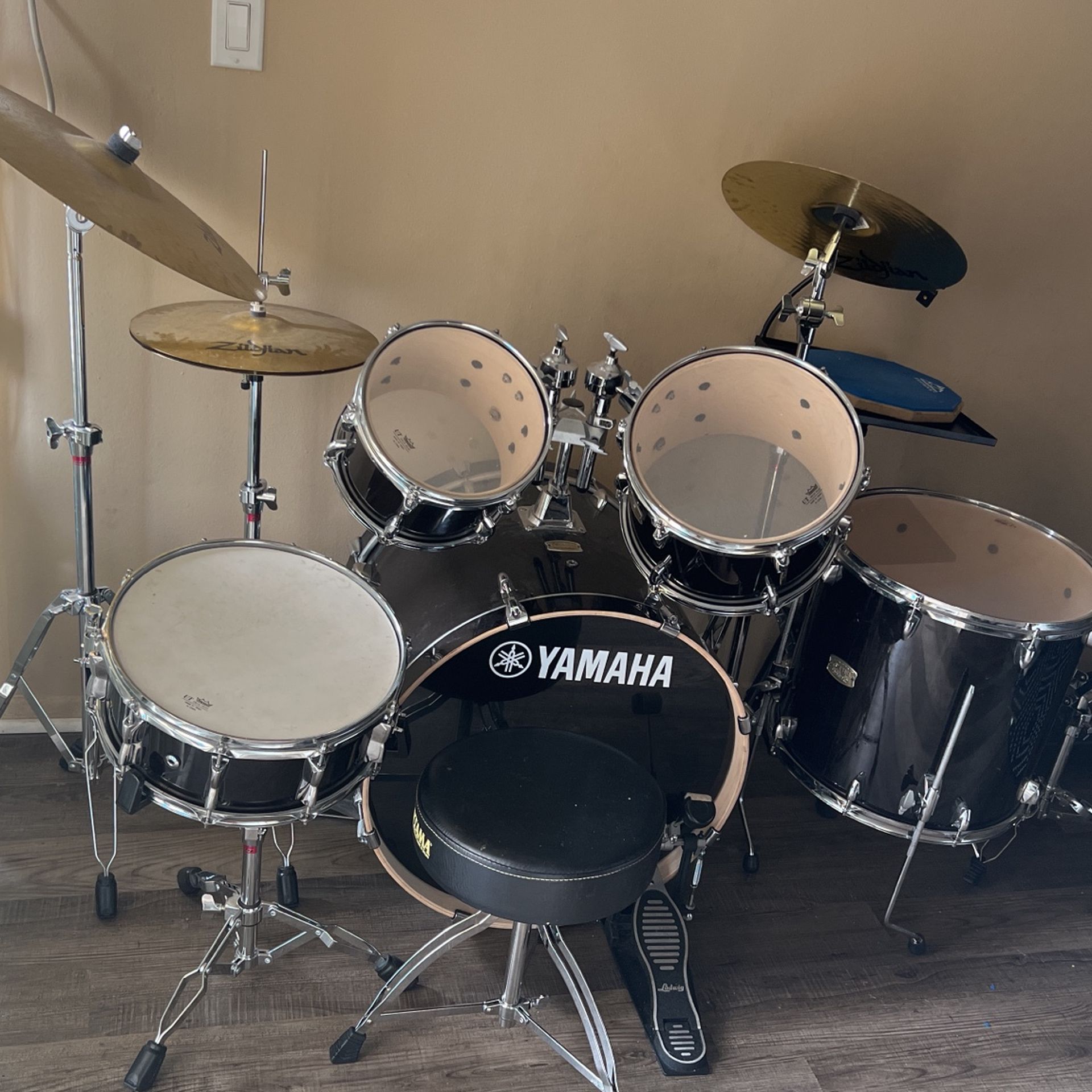 Yamaha Double Bass Drum Set