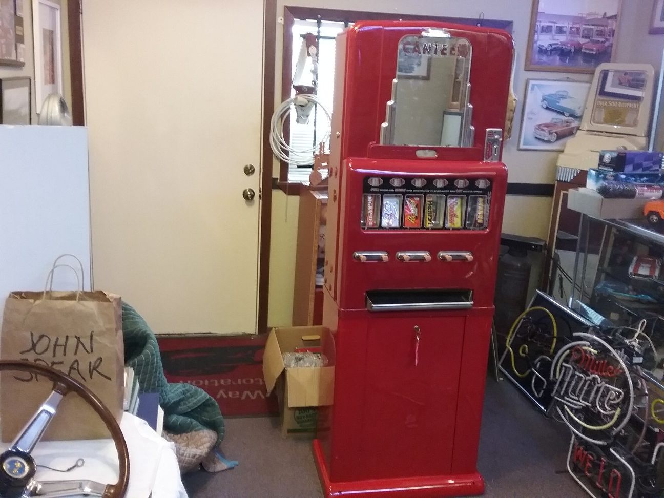 Vintage 1940s STONED CANDY VENDING MACHINE for Sale in Federal Way, WA ...