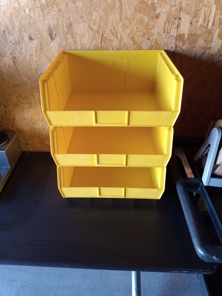 ULINE Organization Containers 100+ for Sale in Las Vegas, NV - OfferUp