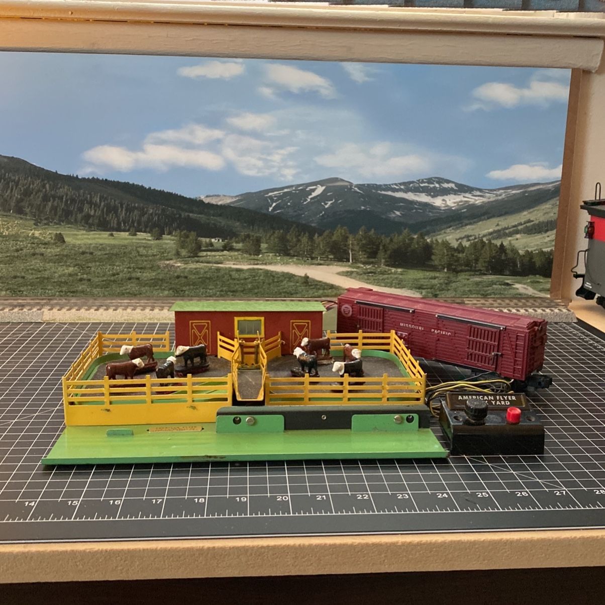 American Flyer Trains Stockyard for Sale in The Villages, FL - OfferUp