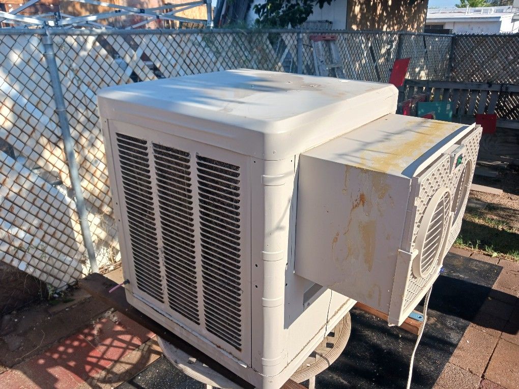 Shop/garage Swamp Cooler for Sale in Tucson, AZ - OfferUp